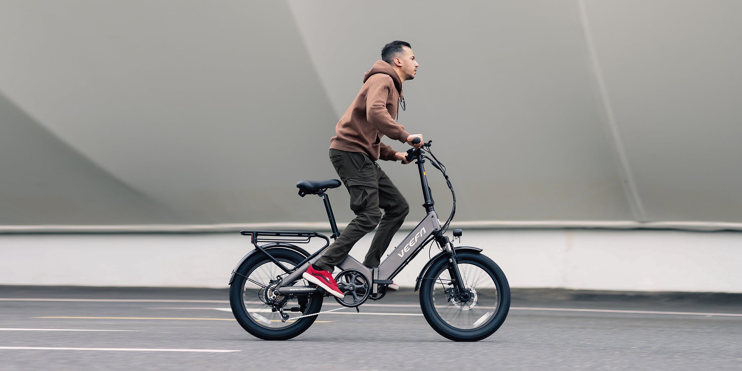 Veefa Electric Bikes: Urban Freedom, Master Folding & Fat Tires!