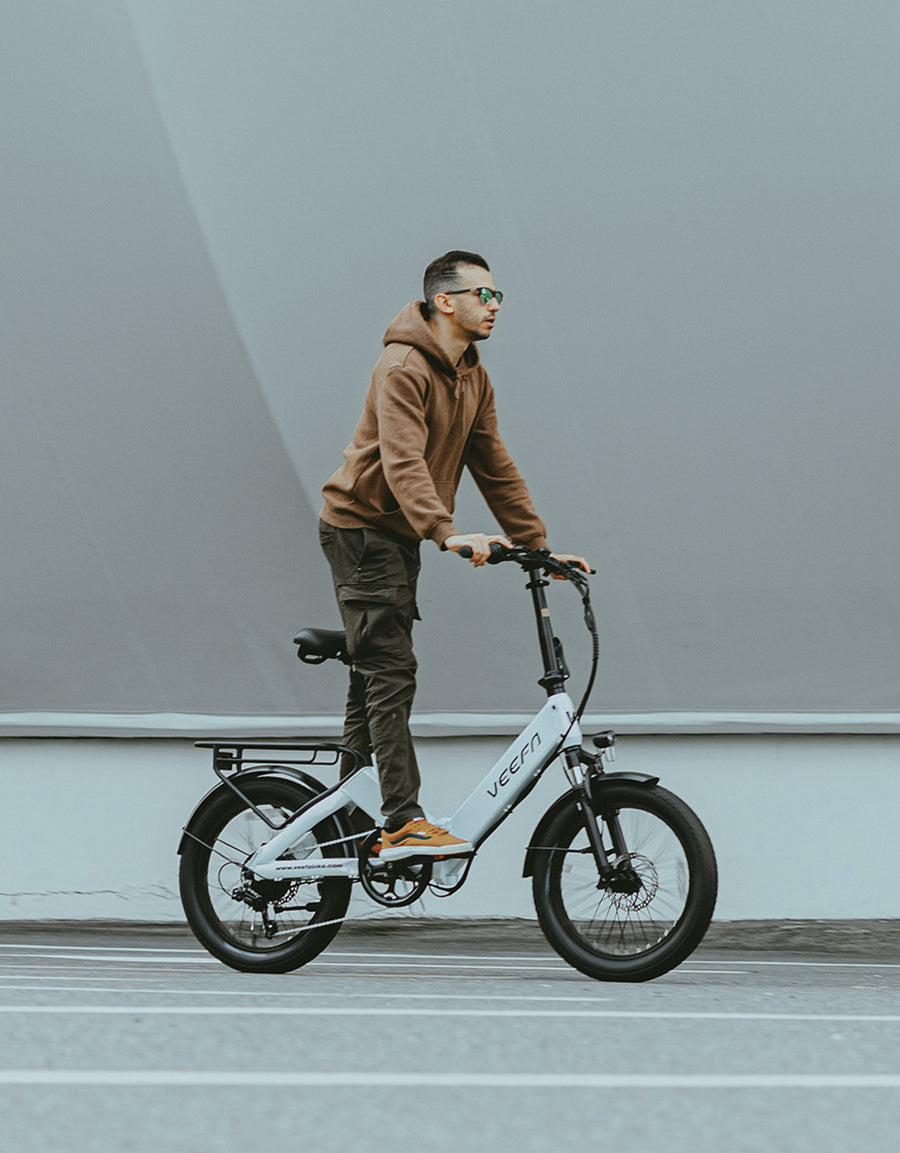 Veefa Electric Bikes: Urban Freedom, Master Folding & Fat Tires!
